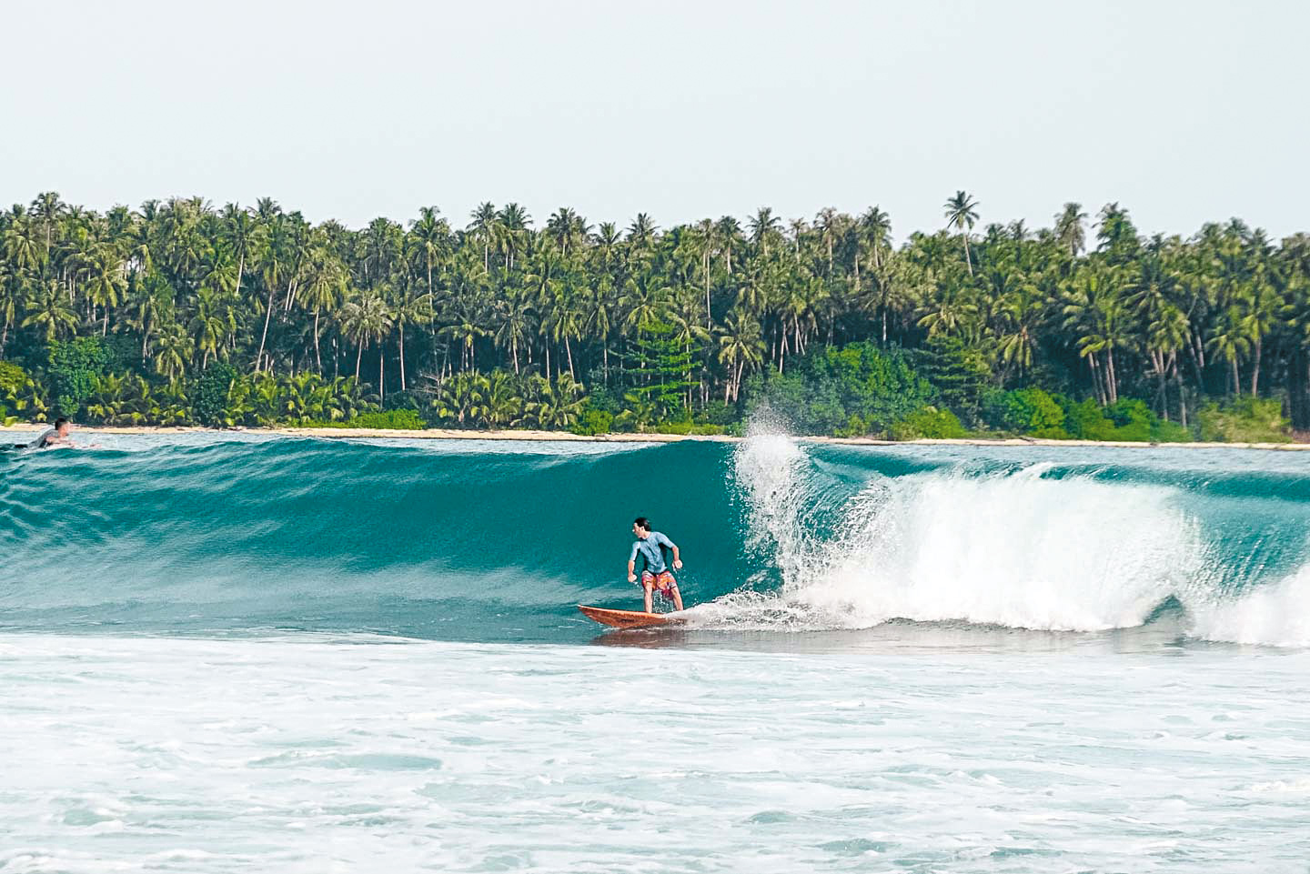 TOP 5 LUGARES INCREÍBLES PARA SURFEAR – El Planeta Urbano