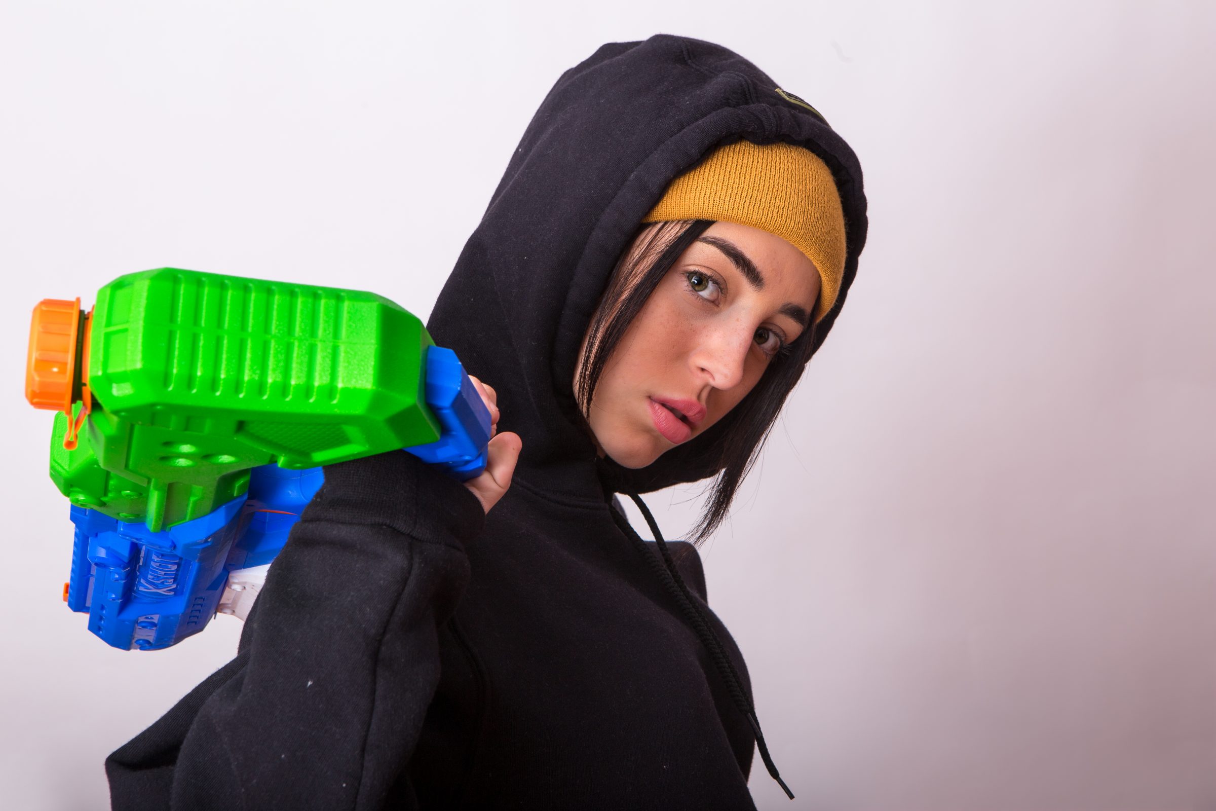 COLOCAO de NICKI NICOLE ¡ES ORO EN STREAMING! – El Planeta Urbano