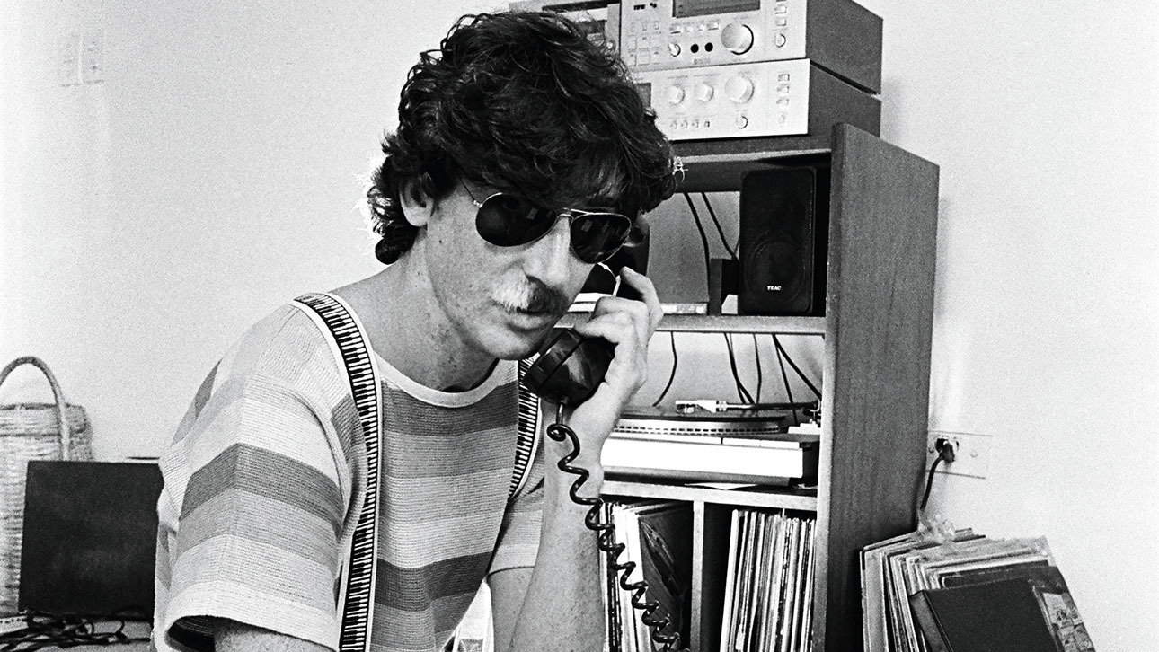 A 40 años del lanzamiento de "Clics modernos", la obra cumbre de Charly ...