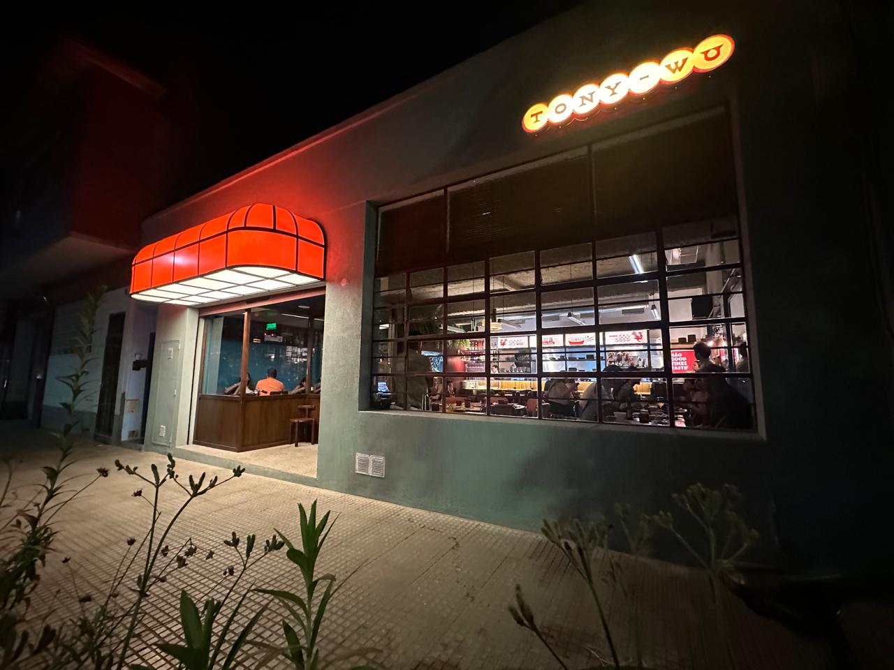 Tony Wu devuelve gentilezas: ahora la cantina china recibe a Madre ...
